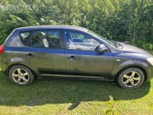 Pelēks Kia Ceed 2007 Jelgava, ar dzinēja tilpumu 1.60 L un nobraukumu 305 tūkst. km par 1300 €, foto 14 vietnē AUTOMOTO.COM.LV