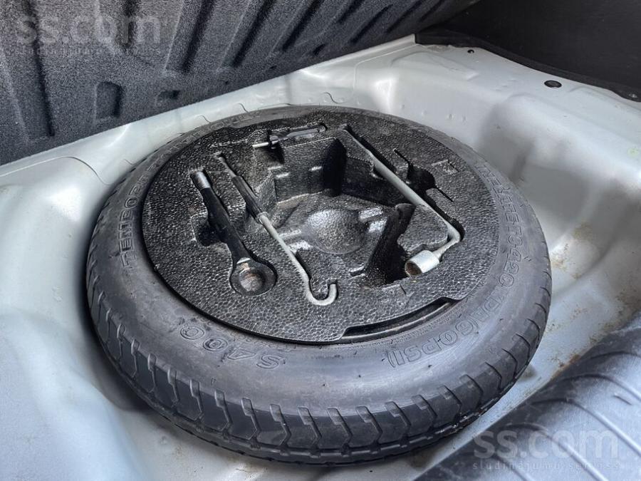 Pelēks Kia Ceed 2007 Talsi, ar dzinēja tilpumu 1.40 L un nobraukumu 245 tūkst. km par 1600 €, foto 7 vietnē AUTOMOTO.COM.LV