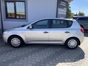 Pelēks Kia Ceed 2007 Talsi, ar dzinēja tilpumu 1.40 L un nobraukumu 245 tūkst. km par 1600 €, foto 23 vietnē AUTOMOTO.COM.LV
