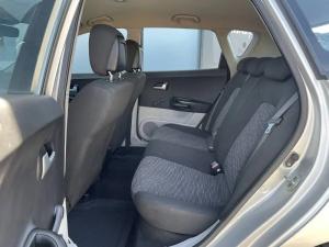 Pelēks Kia Ceed 2007 Talsi, ar dzinēja tilpumu 1.40 L un nobraukumu 245 tūkst. km par 1600 €, foto 19 vietnē AUTOMOTO.COM.LV
