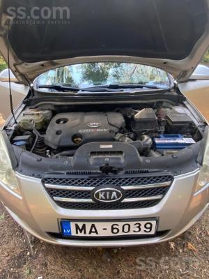 Grey Kia Ceed 2007 in Valka, with an engine capacity of 1.60 L and mileage of 339 thousand km for 900 €, photo 8 on AUTOMOTO.COM.LV