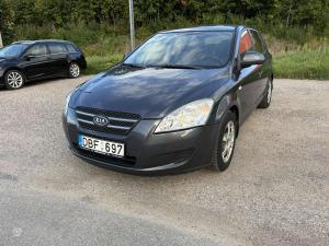 Grey Kia Ceed 2007 in Vilnius, with an engine capacity of 1.59 L and mileage of 138 thousand km for 1950 €, photo  on AUTOMOTO.COM.LV