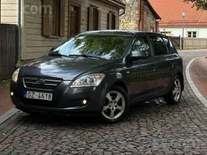 Grey Kia Ceed 2007 in Cesis, with an engine capacity of 1.60 L and mileage of 325 thousand km for 1990 €, photo  on AUTOMOTO.COM.LV