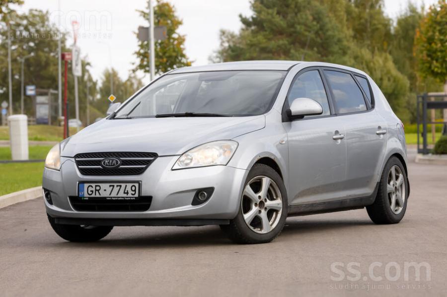 Pelēks Kia Ceed 2007 Jelgava, ar dzinēja tilpumu 1.60 L un nobraukumu 0 tūkst. km par 950 €, foto 1 vietnē AUTOMOTO.COM.LV
