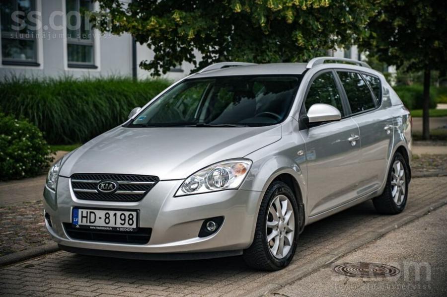 Grey Kia Ceed 2008 in Riga, with an engine capacity of 1.60 L and mileage of 0 thousand km for 6990 €, photo 1 on AUTOMOTO.COM.LV