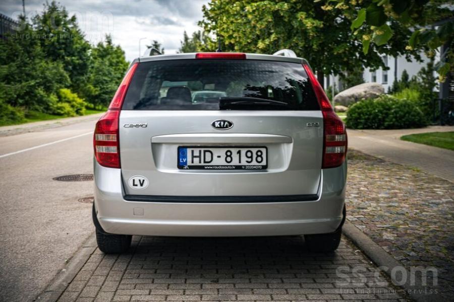 Grey Kia Ceed 2008 in Riga, with an engine capacity of 1.60 L and mileage of 0 thousand km for 6990 €, photo 5 on AUTOMOTO.COM.LV