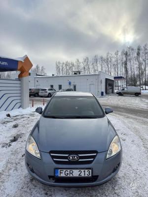Pelēks Kia Ceed 2008 Viļņa, ar dzinēja tilpumu 1.58 L un nobraukumu 170 tūkst. km par 1350 €, foto 9 vietnē AUTOMOTO.COM.LV