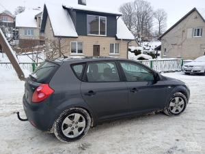 Pelēks Kia Ceed 2008 Telšiai, ar dzinēja tilpumu 1.60 L un nobraukumu 334 tūkst. km par 1750 €, foto 2 vietnē AUTOMOTO.COM.LV