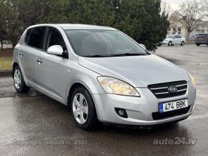 Grey Kia Ceed 2008 in Tallinn, with an engine capacity of 1.60 L and mileage of 315 thousand km for 1400 €, photo 3 on AUTOMOTO.COM.LV