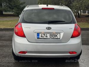 Grey Kia Ceed 2008 in Tallinn, with an engine capacity of 1.60 L and mileage of 315 thousand km for 1400 €, photo 5 on AUTOMOTO.COM.LV