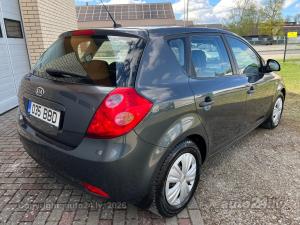 Grey Kia Ceed 2008 in Paide, with an engine capacity of 1.40 L and mileage of 90 thousand km for 3399 €, photo 8 on AUTOMOTO.COM.LV