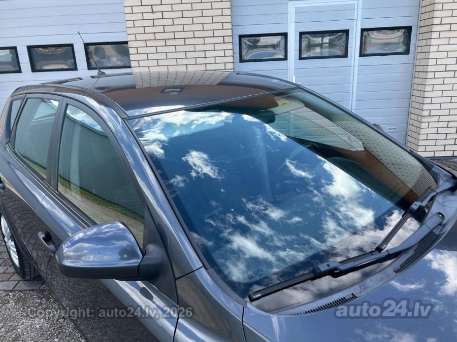 Grey Kia Ceed 2008 in Paide, with an engine capacity of 1.40 L and mileage of 90 thousand km for 3399 €, photo 10 on AUTOMOTO.COM.LV