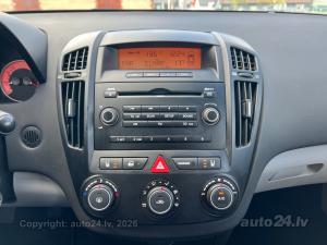 Grey Kia Ceed 2008 in Paide, with an engine capacity of 1.40 L and mileage of 90 thousand km for 3399 €, photo 15 on AUTOMOTO.COM.LV