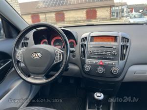 Grey Kia Ceed 2008 in Paide, with an engine capacity of 1.40 L and mileage of 90 thousand km for 3399 €, photo 16 on AUTOMOTO.COM.LV