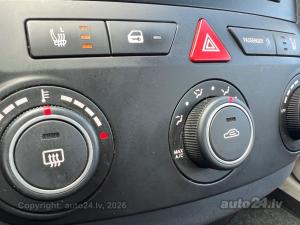 Grey Kia Ceed 2008 in Paide, with an engine capacity of 1.40 L and mileage of 90 thousand km for 3399 €, photo 23 on AUTOMOTO.COM.LV
