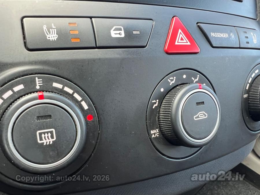 Grey Kia Ceed 2008 in Paide, with an engine capacity of 1.40 L and mileage of 90 thousand km for 3399 €, photo 23 on AUTOMOTO.COM.LV
