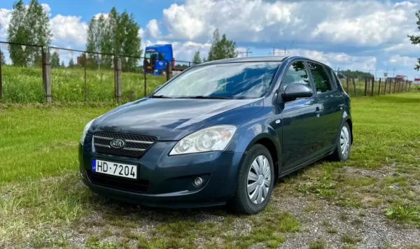 Серый Киа Сид 2008 в Елгава, объемом двигателя 1.60 л и пробегом 252 тыс. км за 990 €, фото 1 на AUTOMOTO.COM.LV
