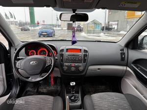 Pelēks Kia Ceed 2008 Narva, ar dzinēja tilpumu 1.40 L un nobraukumu 120 tūkst. km par 3150 €, foto 7 vietnē AUTOMOTO.COM.LV