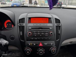Pelēks Kia Ceed 2008 Narva, ar dzinēja tilpumu 1.40 L un nobraukumu 120 tūkst. km par 3150 €, foto 17 vietnē AUTOMOTO.COM.LV