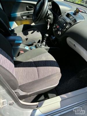 Grey Kia Ceed 2008 in Klaipeda, with an engine capacity of 1.40 L and mileage of 224 thousand km for 1600 €, photo 7 on AUTOMOTO.COM.LV