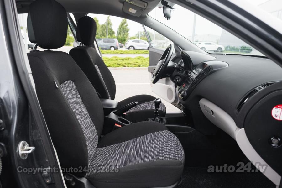 Pelēks Kia Ceed 2008 Tallina, ar dzinēja tilpumu 1.60 L un nobraukumu 220 tūkst. km par 1999 €, foto 7 vietnē AUTOMOTO.COM.LV