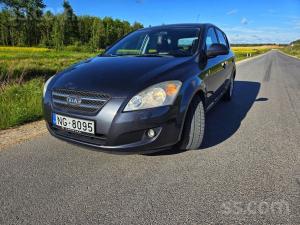 Pelēks Kia Ceed 2008 Bauska, ar dzinēja tilpumu 1.60 L un nobraukumu 256 tūkst. km par 2500 €, foto  vietnē AUTOMOTO.COM.LV