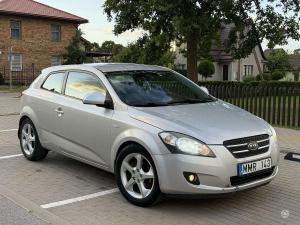 Pelēks Kia Ceed 2008 Ukmergė, ar dzinēja tilpumu 1.99 L un nobraukumu 270 tūkst. km par 1300 €, foto 10 vietnē AUTOMOTO.COM.LV