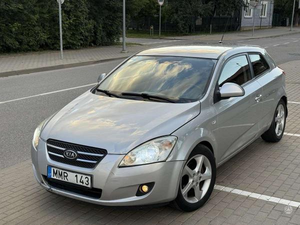 Серый Киа Сид 2008 в Укмерге, объемом двигателя 1.99 л и пробегом 270 тыс. км за 1300 €, фото 6 на AUTOMOTO.COM.LV