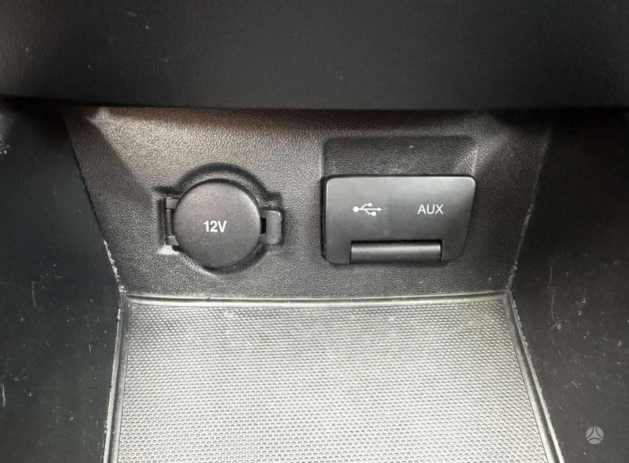 Pelēks Kia Ceed 2009 Viļņa, ar dzinēja tilpumu 1.58 L un nobraukumu 200 tūkst. km par 2950 €, foto 20 vietnē AUTOMOTO.COM.LV