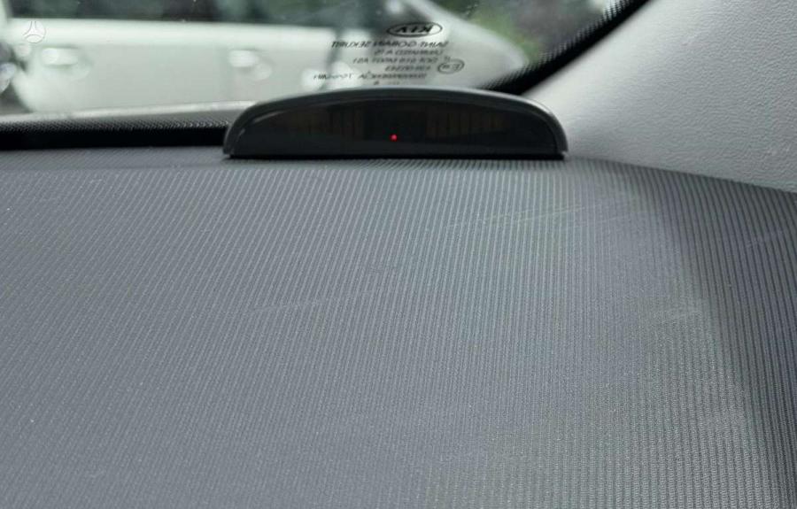 Pelēks Kia Ceed 2009 Viļņa, ar dzinēja tilpumu 1.58 L un nobraukumu 200 tūkst. km par 2950 €, foto 21 vietnē AUTOMOTO.COM.LV