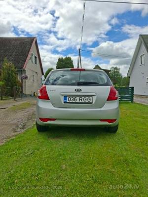 Grey Kia Ceed 2010 in Turi, with an engine capacity of 1.60 L and mileage of 294 thousand km for 2499 €, photo 6 on AUTOMOTO.COM.LV