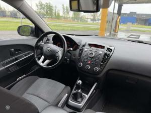 Pelēks Kia Ceed 2010 Kauņa, ar dzinēja tilpumu 1.40 L un nobraukumu 166 tūkst. km par 1700 €, foto 8 vietnē AUTOMOTO.COM.LV