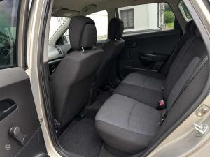 Pelēks Kia Ceed 2011 Viļņa, ar dzinēja tilpumu 1.58 L un nobraukumu 286 tūkst. km par 1650 €, foto 12 vietnē AUTOMOTO.COM.LV