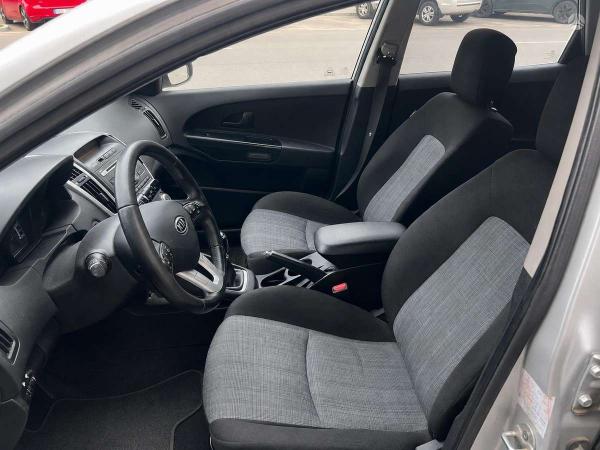 Pelēks Kia Ceed 2011 Viļņa, ar dzinēja tilpumu 1.58 L un nobraukumu 234 tūkst. km par 1450 €, foto 11 vietnē AUTOMOTO.COM.LV