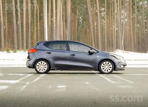 Pelēks Kia Ceed 2012 Rīga, ar dzinēja tilpumu 1.40 L un nobraukumu 290 tūkst. km par 3990 €, foto 9 vietnē AUTOMOTO.COM.LV