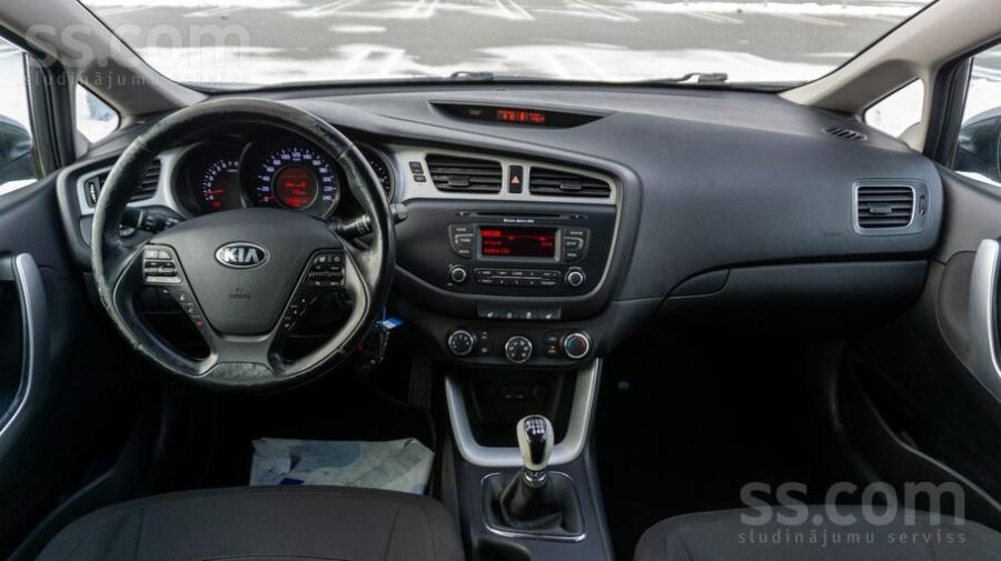 Pelēks Kia Ceed 2012 Rīga, ar dzinēja tilpumu 1.40 L un nobraukumu 290 tūkst. km par 3990 €, foto 12 vietnē AUTOMOTO.COM.LV