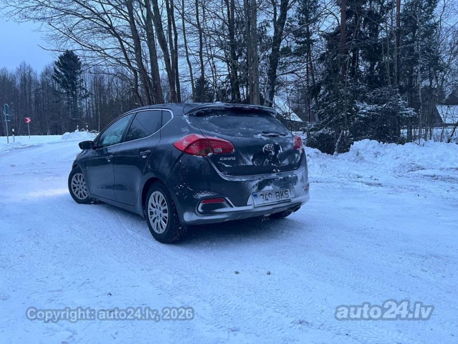 Grey Kia Ceed 2012 in Rapla, with an engine capacity of 1.60 L and mileage of 212 thousand km for 3500 €, photo 8 on AUTOMOTO.COM.LV