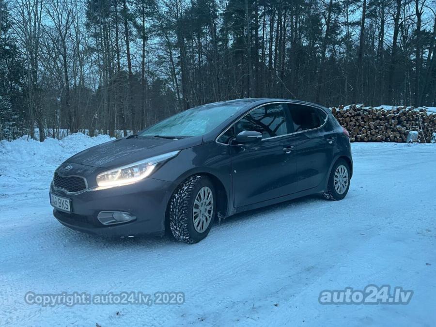 Grey Kia Ceed 2012 in Rapla, with an engine capacity of 1.60 L and mileage of 212 thousand km for 3500 €, photo 9 on AUTOMOTO.COM.LV