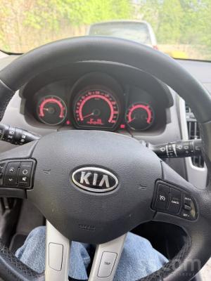 Grey Kia Ceed 2012 in Riga, with an engine capacity of 1.60 L and mileage of 244 thousand km for 2300 €, photo 8 on AUTOMOTO.COM.LV