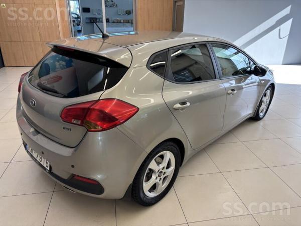 Pelēks Kia Ceed 2012 Rīga, ar dzinēja tilpumu 1.40 L un nobraukumu 147 tūkst. km par 3500 €, foto 4 vietnē AUTOMOTO.COM.LV