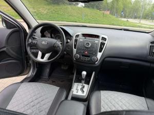 Grey Kia Ceed 2012 in Vilnius, with an engine capacity of 1.59 L and mileage of 236 thousand km for 4400 €, photo 17 on AUTOMOTO.COM.LV