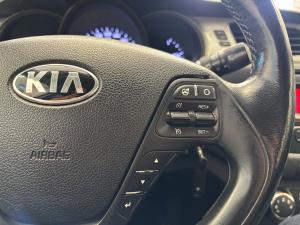 Grey Kia Ceed 2012 in Riga, with an engine capacity of 1.40 L and mileage of 147 thousand km for 3500 €, photo 15 on AUTOMOTO.COM.LV