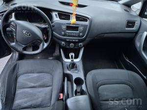 Pelēks Kia Ceed 2012 Rīga, ar dzinēja tilpumu 1.40 L un nobraukumu 318 tūkst. km par 1750 €, foto 8 vietnē AUTOMOTO.COM.LV