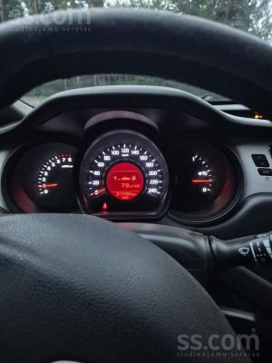Pelēks Kia Ceed 2012 Rīga, ar dzinēja tilpumu 1.40 L un nobraukumu 318 tūkst. km par 1750 €, foto 12 vietnē AUTOMOTO.COM.LV