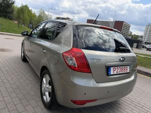 Grey Kia Ceed 2012 in Vilnius, with an engine capacity of 1.59 L and mileage of 236 thousand km for 4300 €, photo 13 on AUTOMOTO.COM.LV