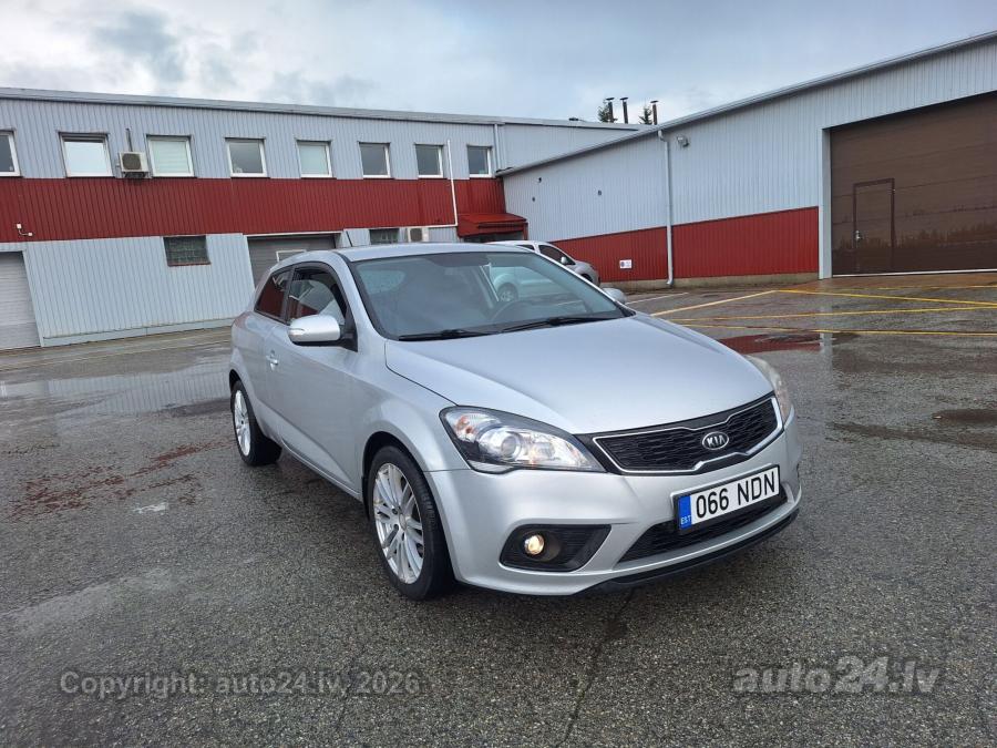 Pelēks Kia Ceed 2012 Tallina, ar dzinēja tilpumu 1.60 L un nobraukumu 305 tūkst. km par 2399 €, foto 1 vietnē AUTOMOTO.COM.LV