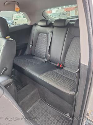Pelēks Kia Ceed 2012 Tallina, ar dzinēja tilpumu 1.60 L un nobraukumu 305 tūkst. km par 2399 €, foto 7 vietnē AUTOMOTO.COM.LV