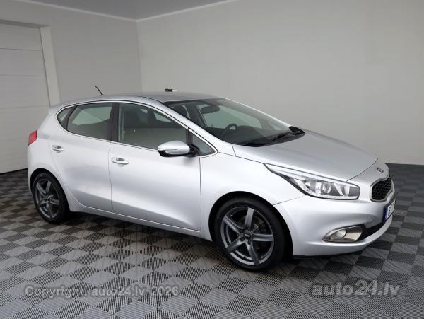 Pelēks Kia Ceed 2013 Tallina, ar dzinēja tilpumu 1.60 L un nobraukumu 199 tūkst. km par 3499 €, foto 1 vietnē AUTOMOTO.COM.LV