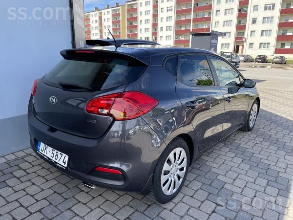 Pelēks Kia Ceed 2013 Talsi, ar dzinēja tilpumu 1.40 L un nobraukumu 200 tūkst. km par 3700 €, foto 3 vietnē AUTOMOTO.COM.LV