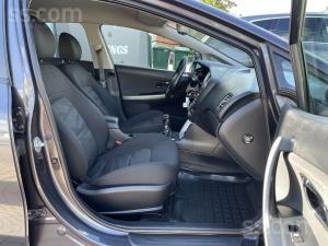 Grey Kia Ceed 2013 in Talsi, with an engine capacity of 1.40 L and mileage of 200 thousand km for 3700 €, photo 10 on AUTOMOTO.COM.LV